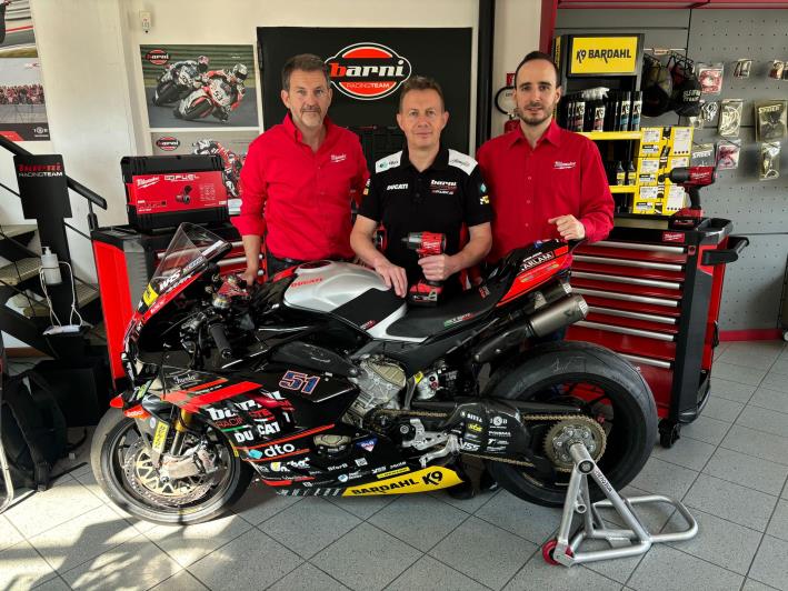 Barni Spark Racing Team e Milwaukee Tool Italia insieme nel WorldSBK e ...
